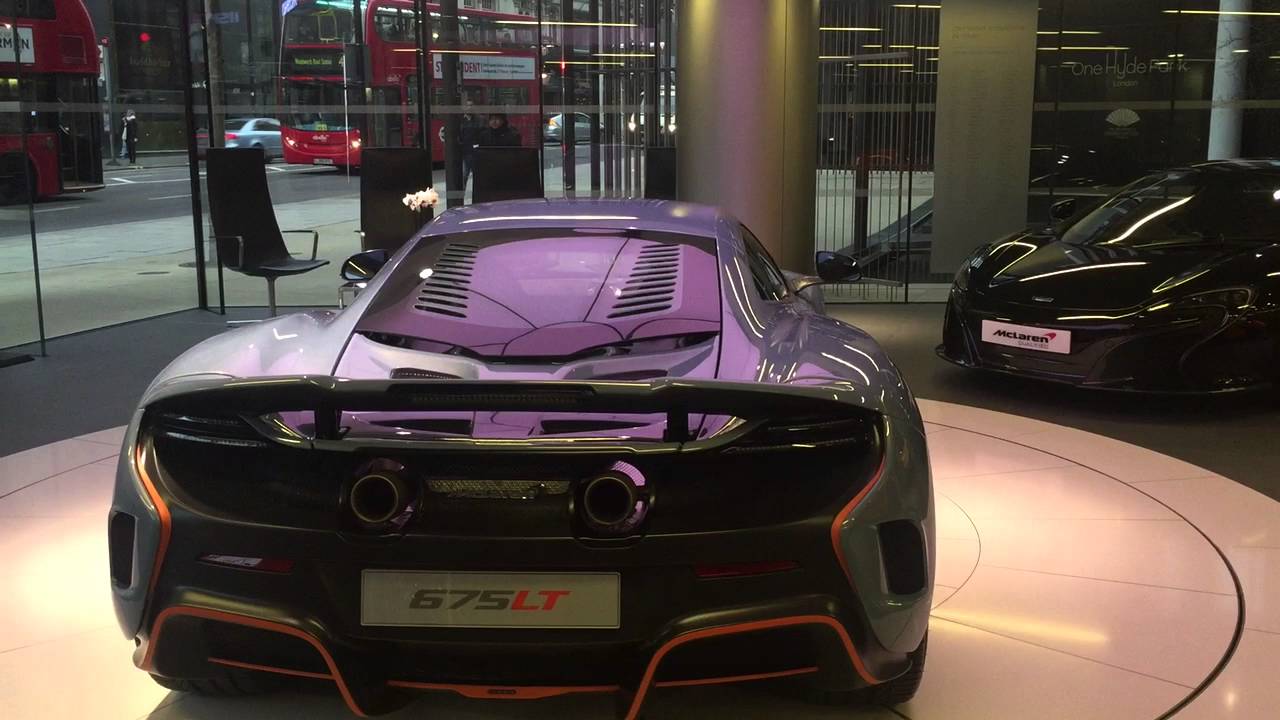 Mclaren 675LT 360 degree on the showroom - YouTube
