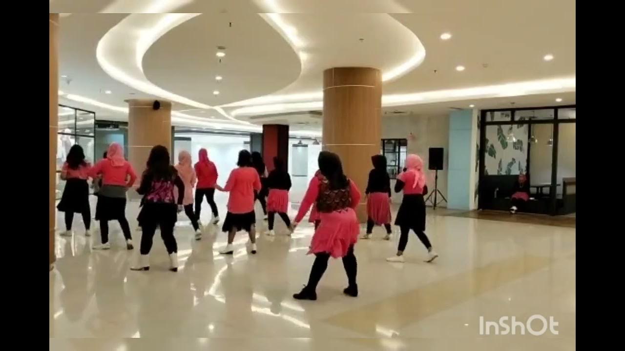 FEARLESS Line Dance - Choreo by Arien Musama & Niken Erick (INA)||Demo by Amazing Class - YouTube