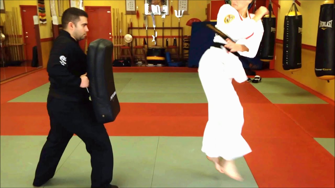 Taekwondo Kicks : Jump Reverse side kick - YouTube