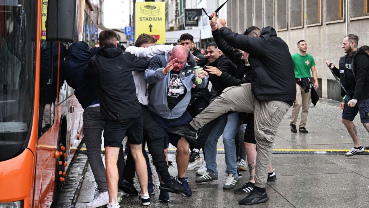 Chelsea vs Betis - Shocking Scenes!!! Chelsea Headhunters Huge Numbers ...