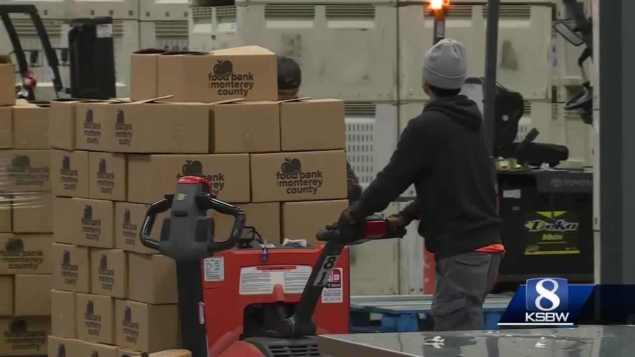 Monterey County food bank gives out holiday meal kits - YouTube