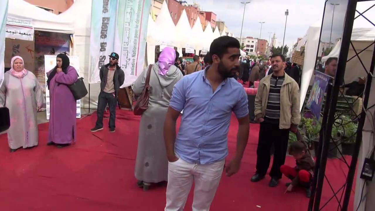 Extrait de L'exposition a Sidi Bernoussi Casablanca - YouTube