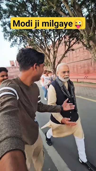 Modi ji milgaye😜😆 wait for end 😁😁 funny video 😜 comedy video viral - YouTube