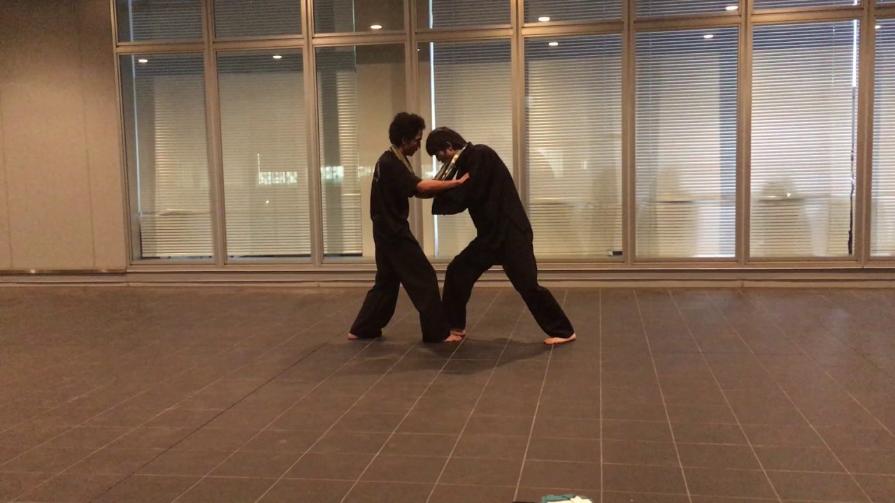 Silat sarong techniques - YouTube