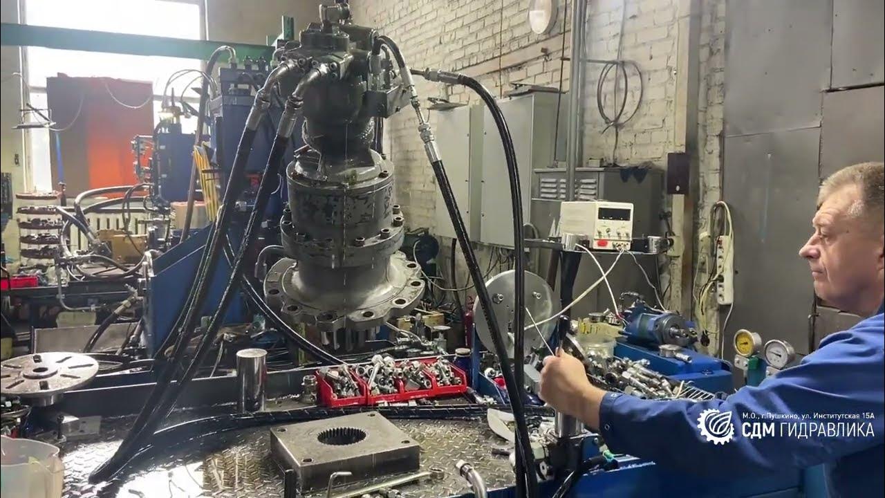 Испытание мотора поворота башни гидравлического экскаватора HITACHI EX ...