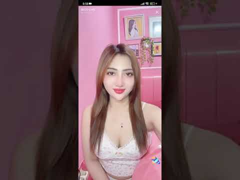 Cewek cantik boba gede live hot bikin ngaceng #bigo #live #barbar