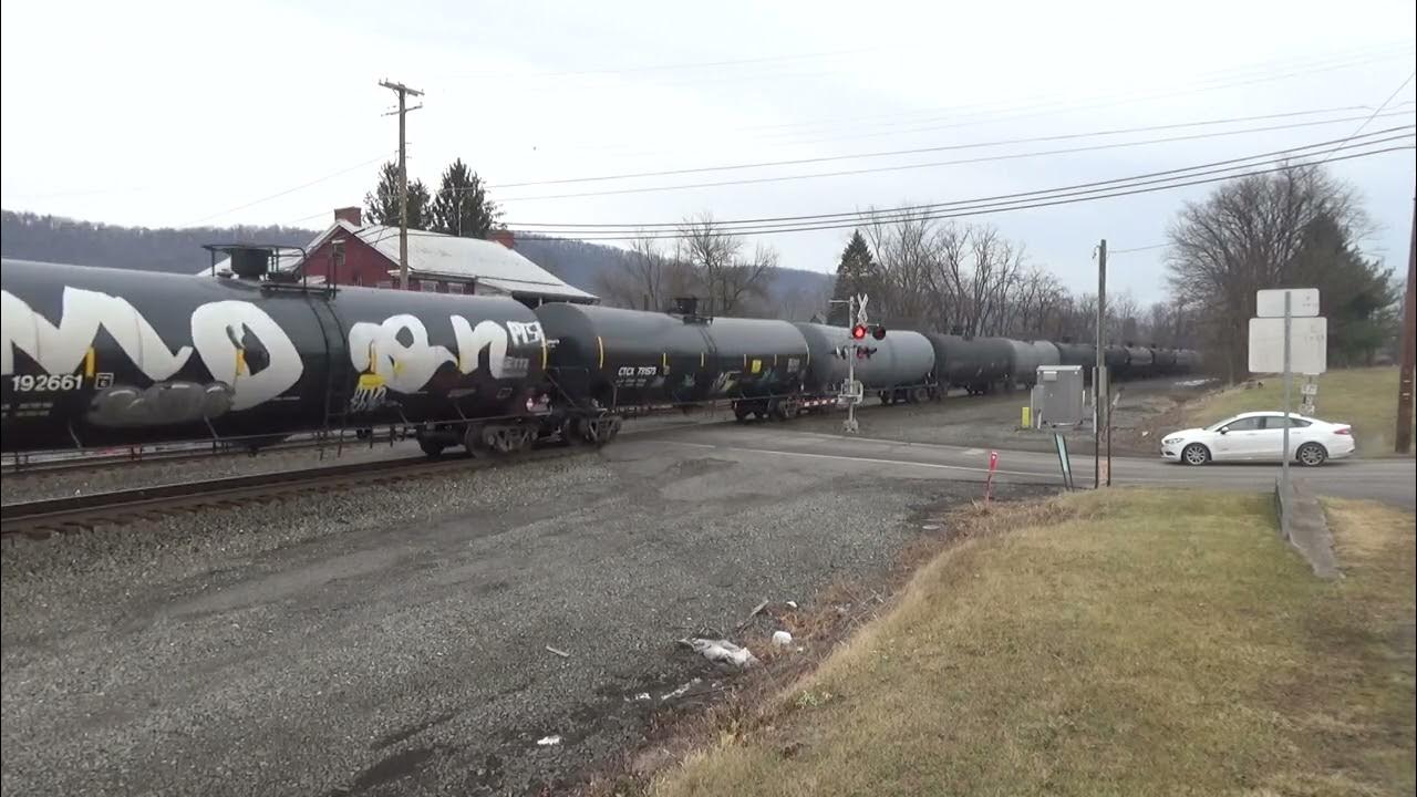 NS 65T westbound manifest/oil train at Mattawana, PA 1 -18-25 - YouTube