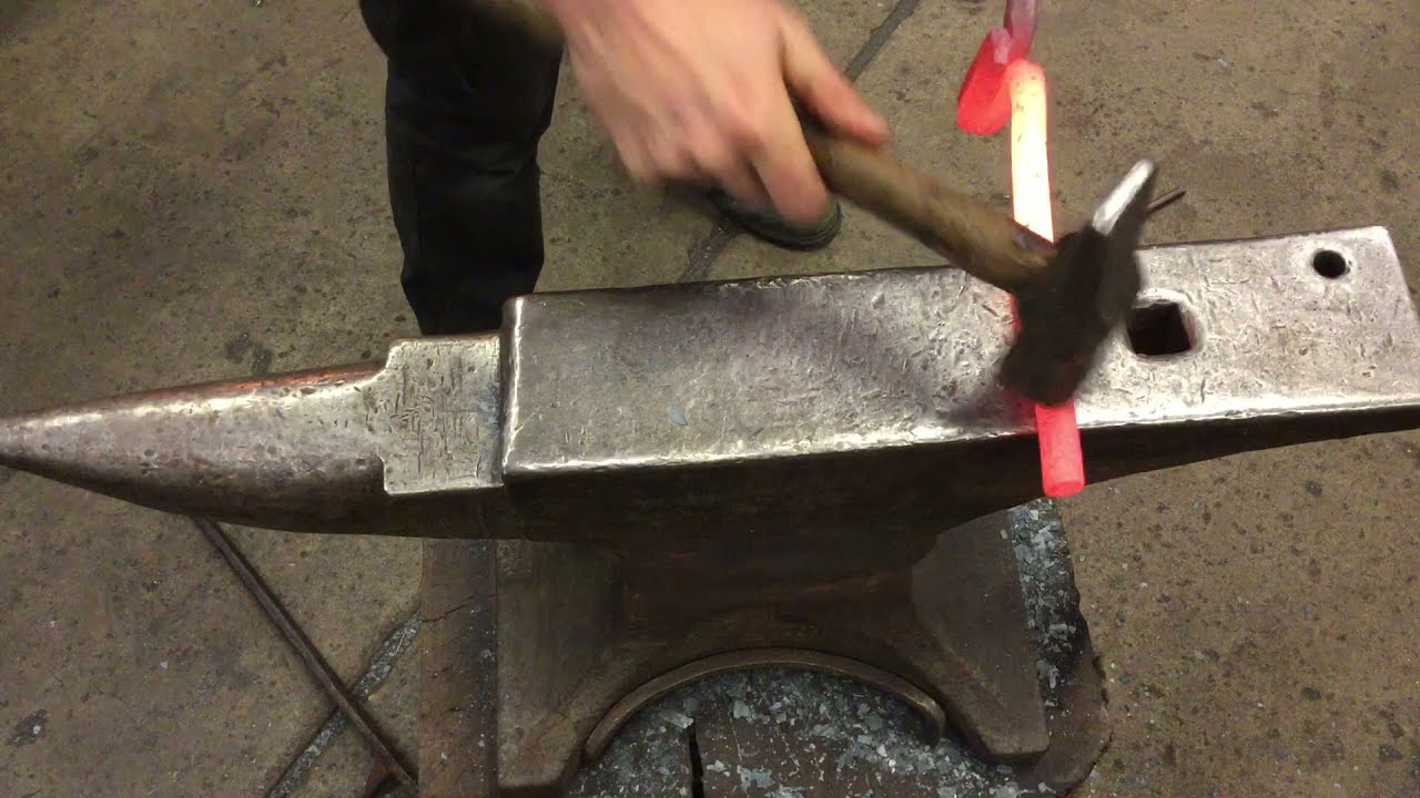 Spring Steel: how to make a spring fuller - YouTube
