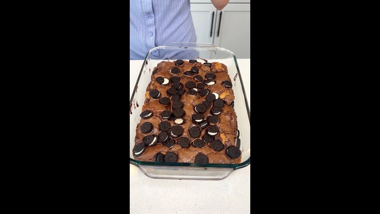 Easy one pan treat - YouTube