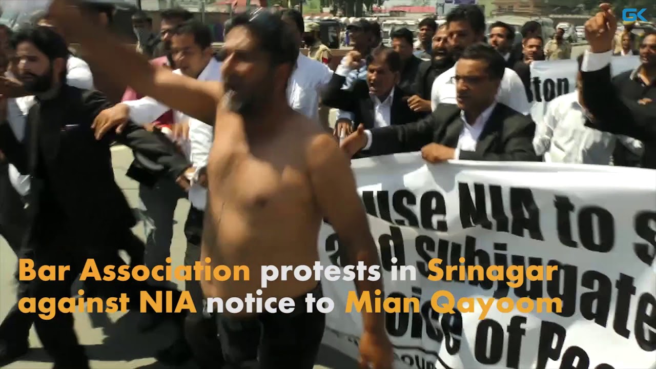 Bar Association protests in Srinagar against NIA notice to Mian Qayoom ...