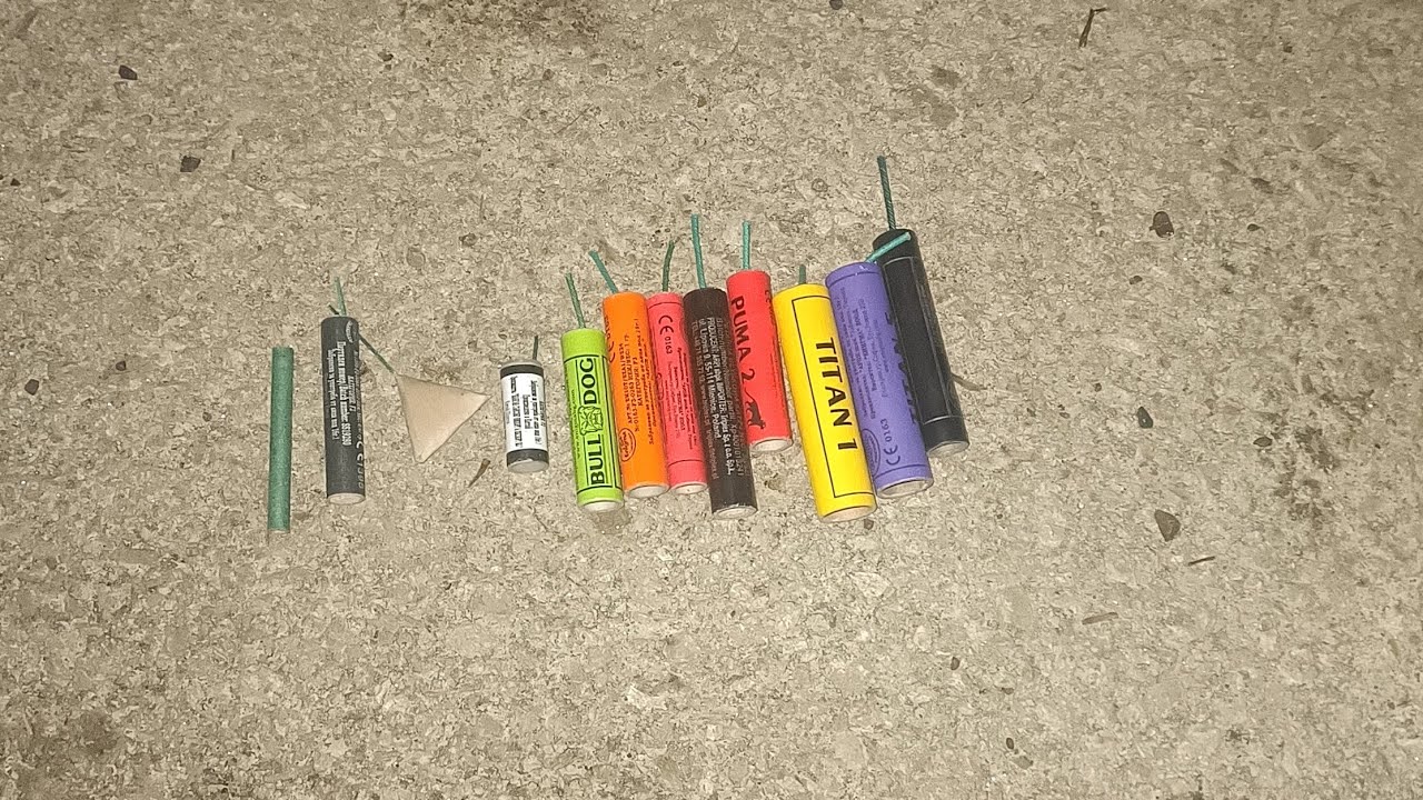 PUCANJE PETARDI U DRVU!!! (Pirat, Mamba 1, Titan 5...) - YouTube