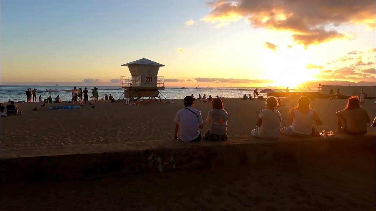 Oahu, Hawaii USA - Kaimana Beach (sunset) - YouTube