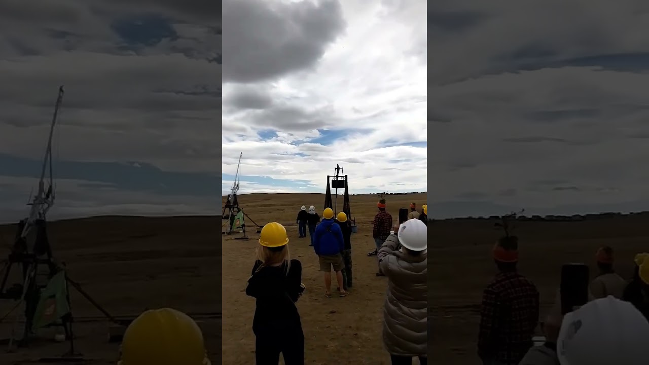 Catapult throwing pumpkin slow motion! Punkin Chunkin Colorado torsion ...
