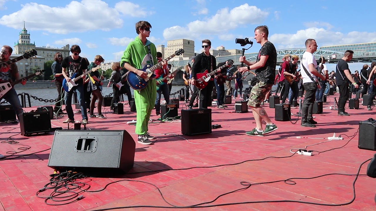 Rock'n'Mob Moscow 2019, Kiss - I Was Made For Lovin' You - YouTube