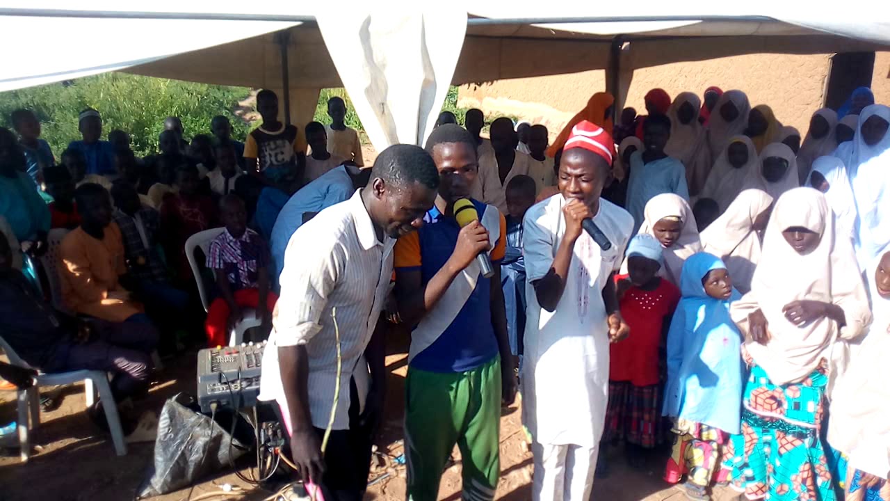 halifa Fada bege daga maraban jos kaduna - YouTube