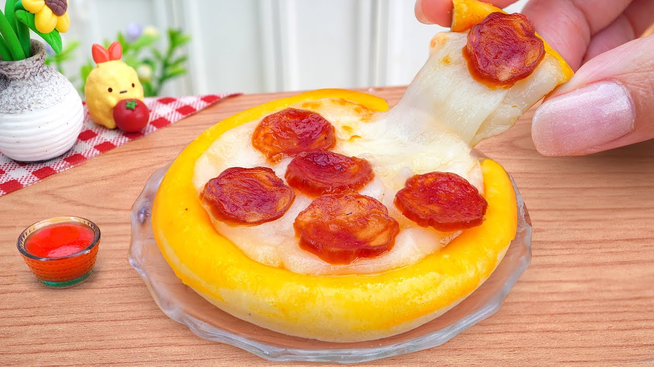 So Yummy Amazing Miniature Tortilla Pepperoni Pizza Cooking at Mini ...
