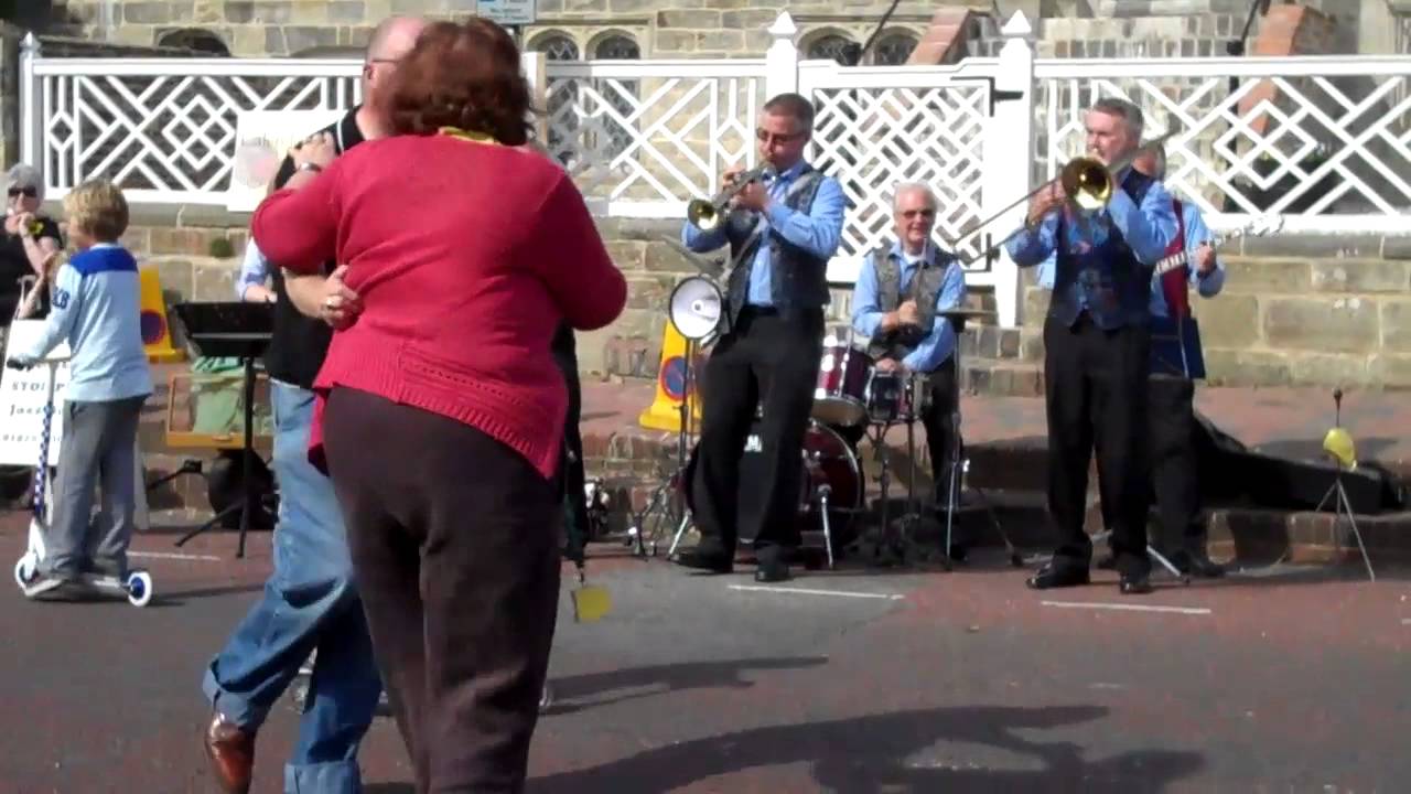 Bugle Boy March - YouTube