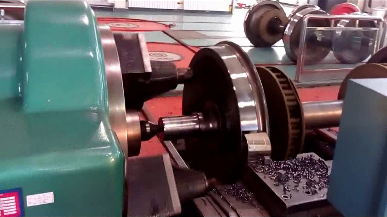 Train wheels lathe machine video 2 - YouTube