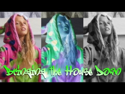 Bringing the house down (Onesie Shuffle by Kaknbabe)