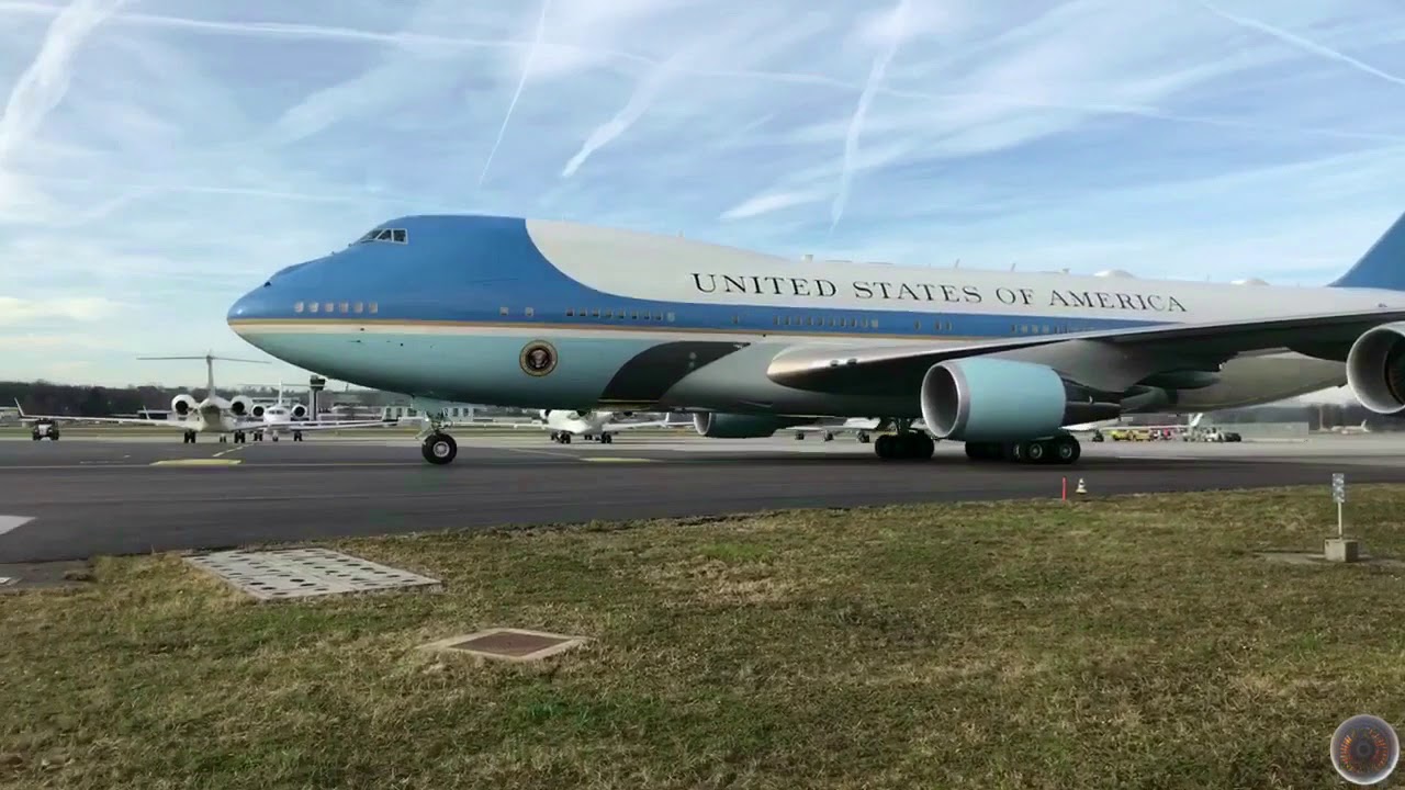USAF Air Force One 92-9000 Boeing VC-25A Arrival ZRH (Zürich) 25.01. ...