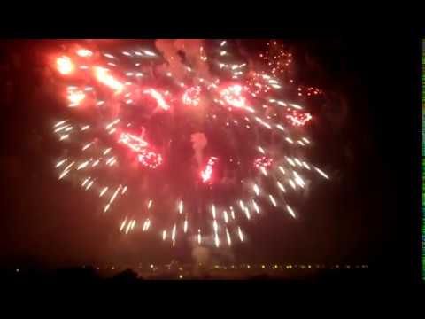 Malta's craziest firework shells in Zurrieq - YouTube
