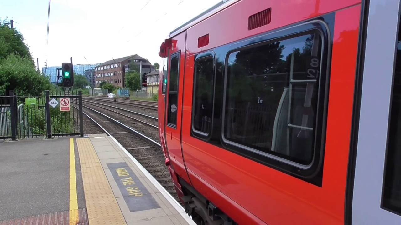Thameslink Class 387 Departing St Albans City (01/7/16) - YouTube