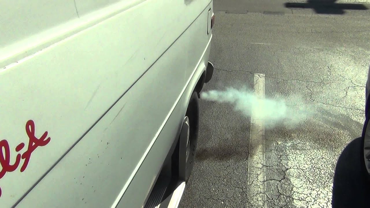 GMC Van White Smoke On Start Up - YouTube
