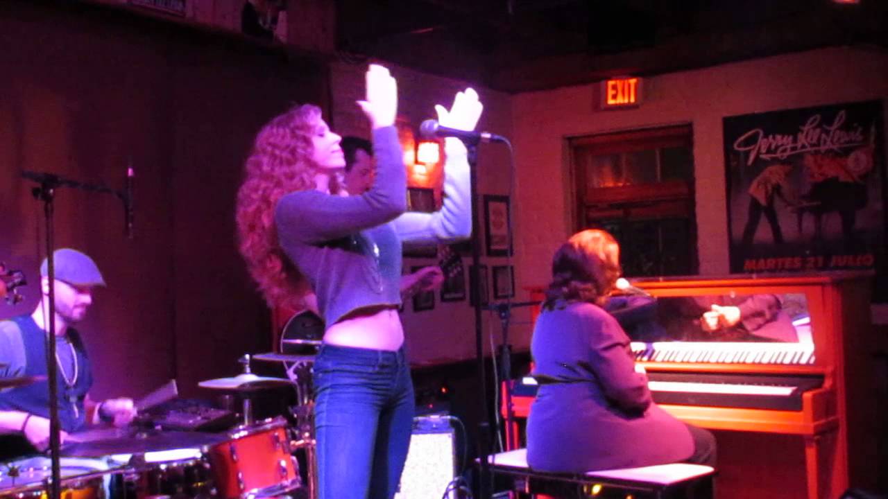 Linda Gail Lewis & Annie Marie Dolan - YouTube