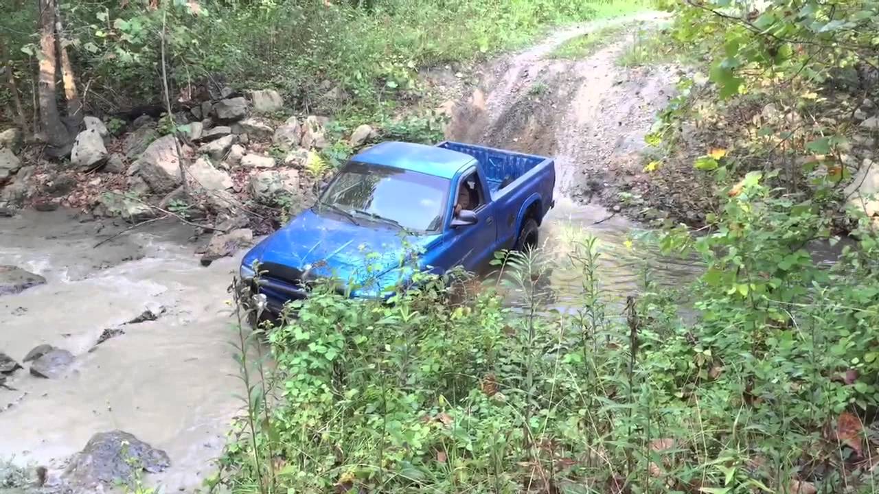 Riverbottom Wheelers crossing the creek at Stone Quarry Rd - YouTube