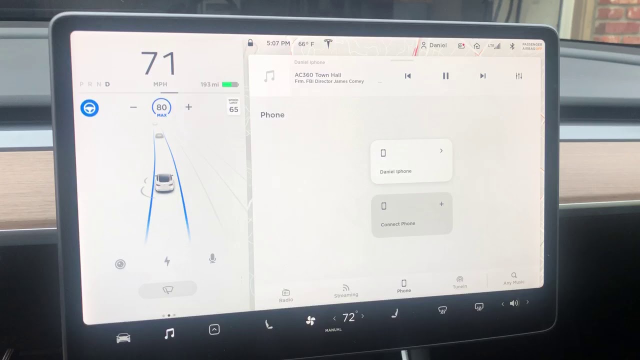 2018 Tesla Model 3 computer glitch - YouTube