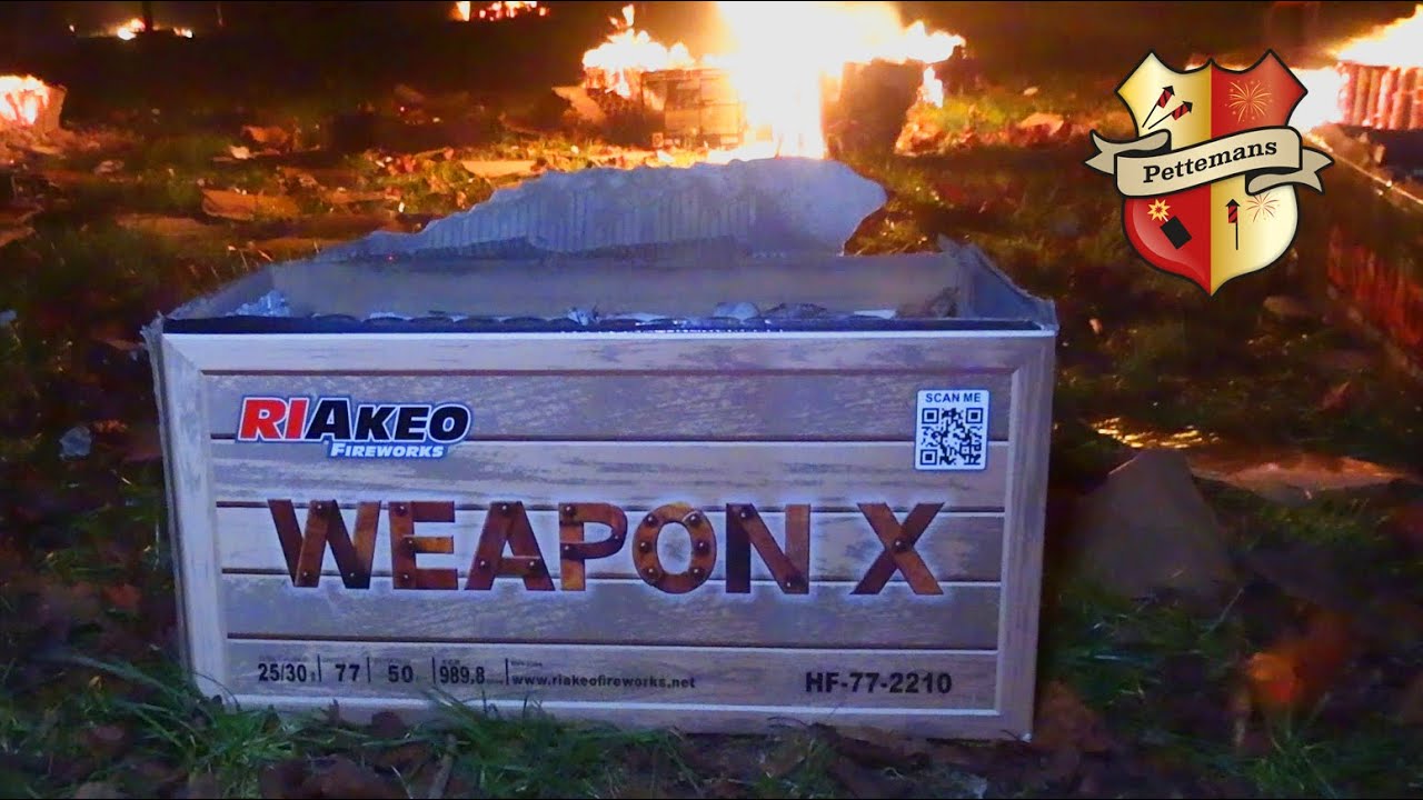 Weapon X - Riakeo Fireworks 77sh compound Vuurwerk - YouTube
