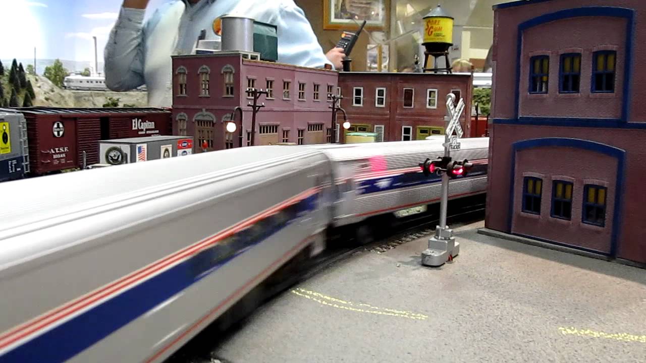 MTH Amtrak F59PHI #450 Flies By With San Diegan Train 04-28-2012 - YouTube