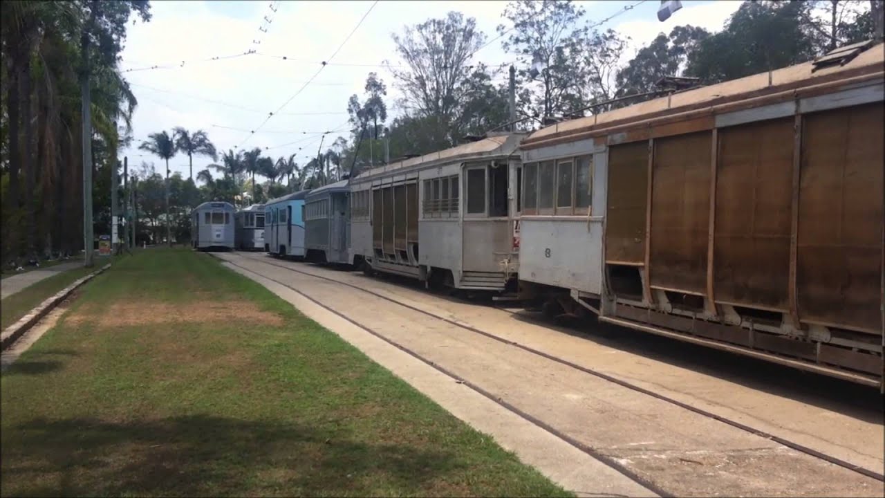 Video footage of the old Brisbane Trams - YouTube