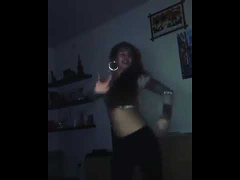 Danseaza super bine SIK SHAK