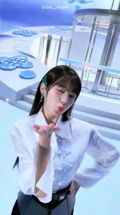 Wonyoung Does The Heya Challenge #ive #wonyoung - YouTube