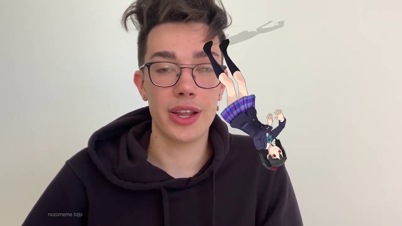 Dancing to James Charles Apology - YouTube