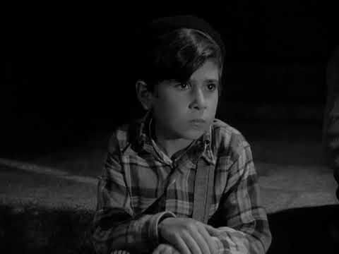 Fragmento de ANIKI-BÓBÓ (Manoel de Oliveira, 1942)