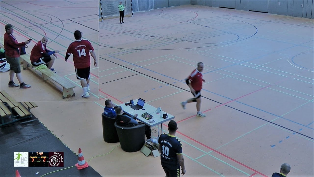 Handball ist cool … aber manchmal muß man auch telefonieren … - YouTube