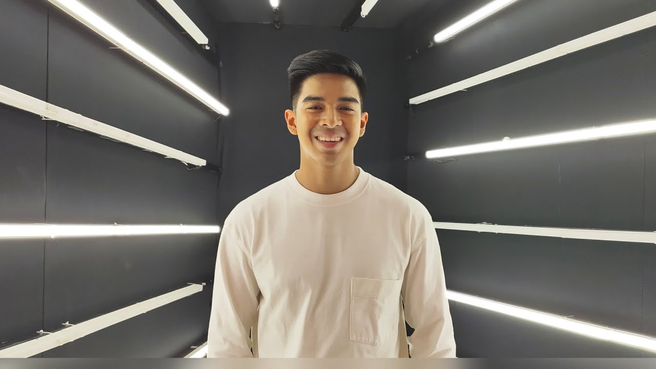 Jin Macapagal and Bida Man finalists wishes you a Merry Christmas and ...