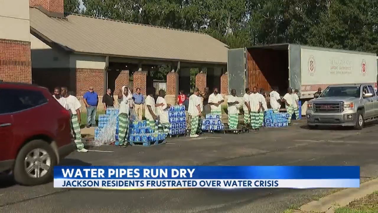 Water crisis in Jackson, Mississippi worsens, leaves thousands without ...