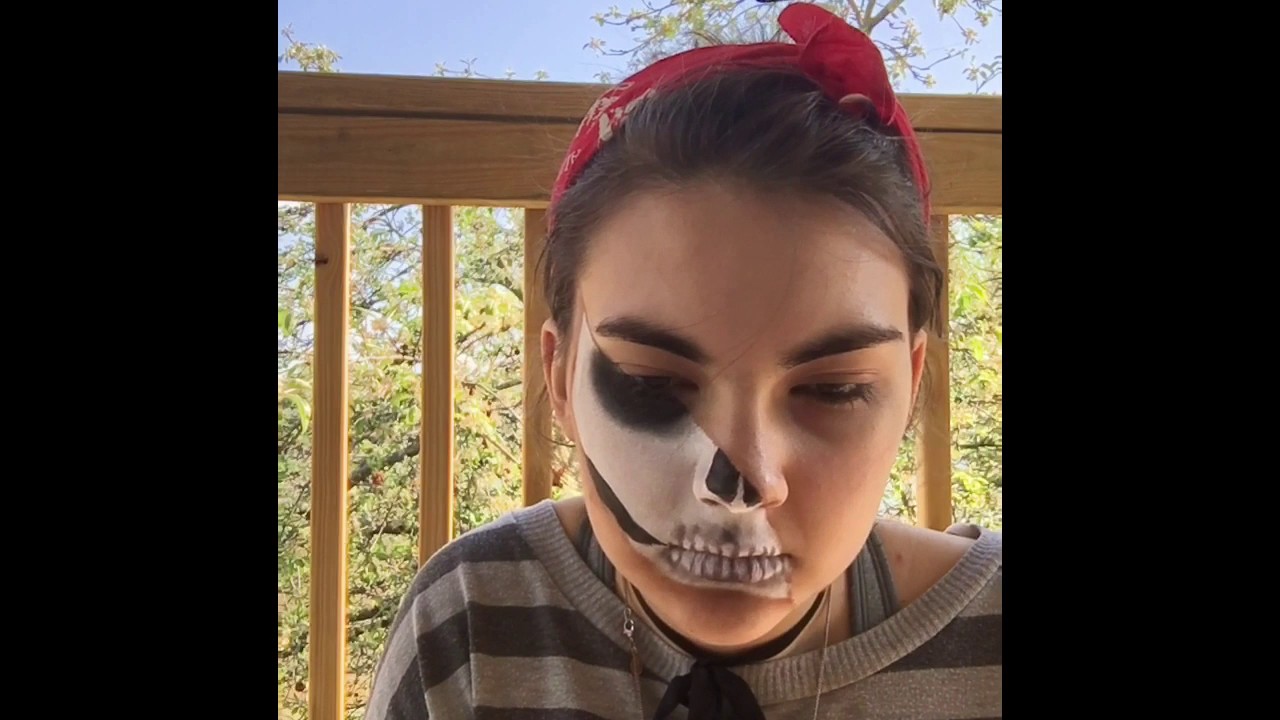 Skull Slash Makeup - YouTube