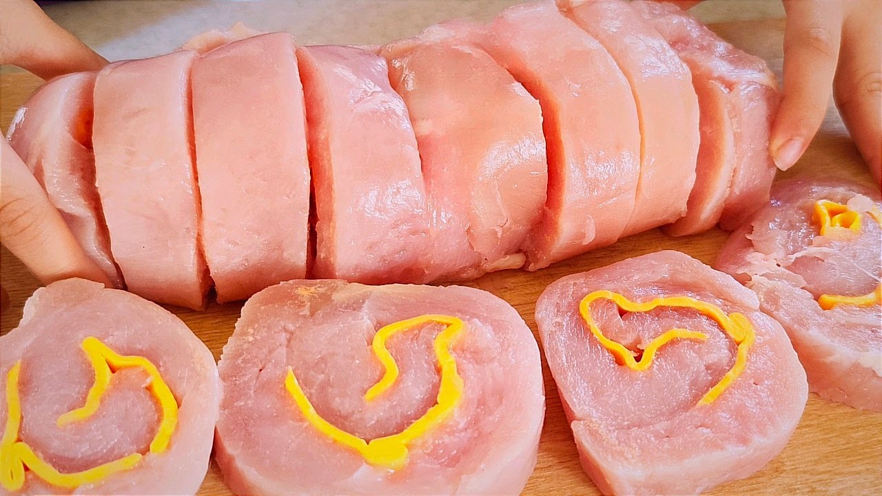 Everyone is looking for the recipe of this delicious chicken roll‼ ...