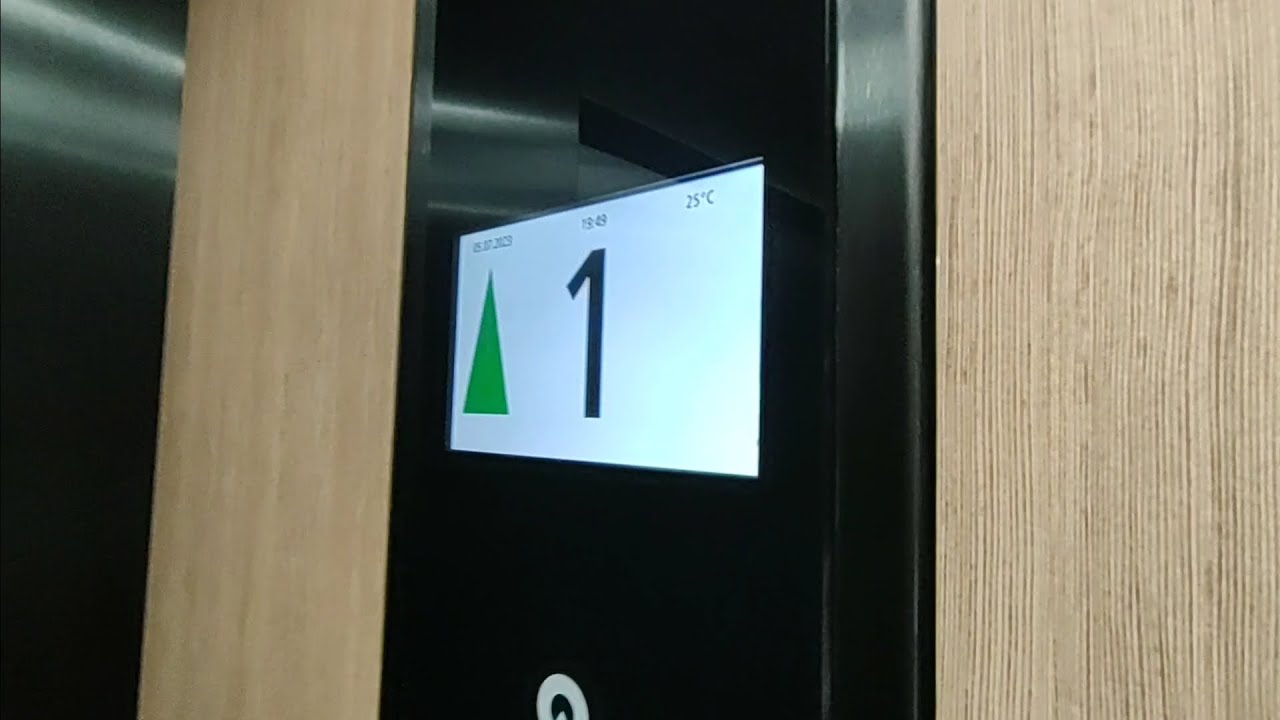 Schindler 5500 elevators @Bus station and shopping mall Nivy ...