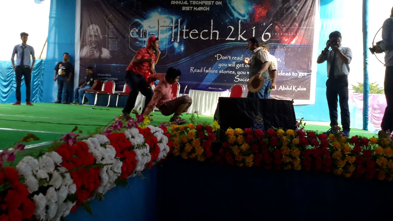 Skit Performance Gone VIRAL - YouTube