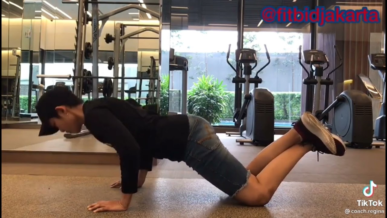Cara Push Up Yang Benar Untuk Wanita - YouTube