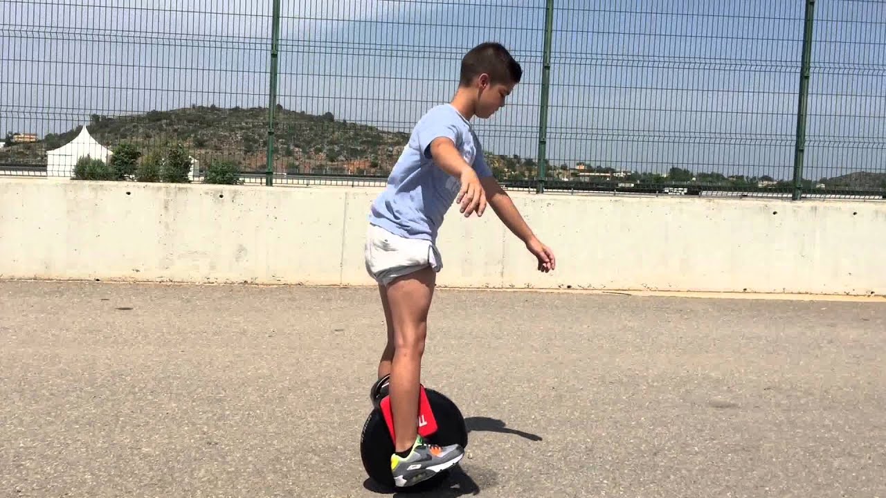 Patín eléctrico una rueda . Josito - YouTube