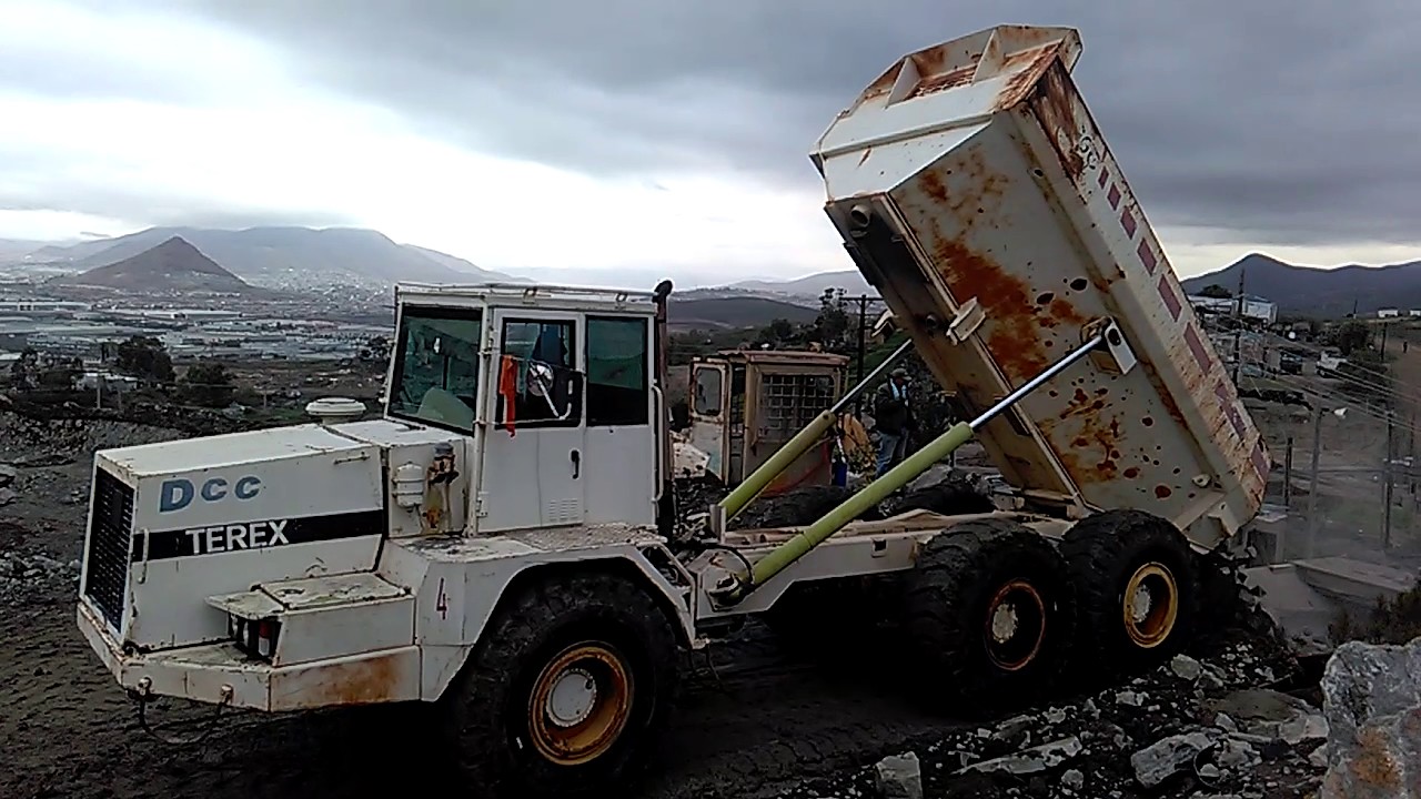 Yucle Terex 3066-C - YouTube