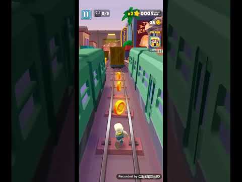 Subway surfres oynadık. Peşimizden polis kovaladı. Subway Surfers #1.