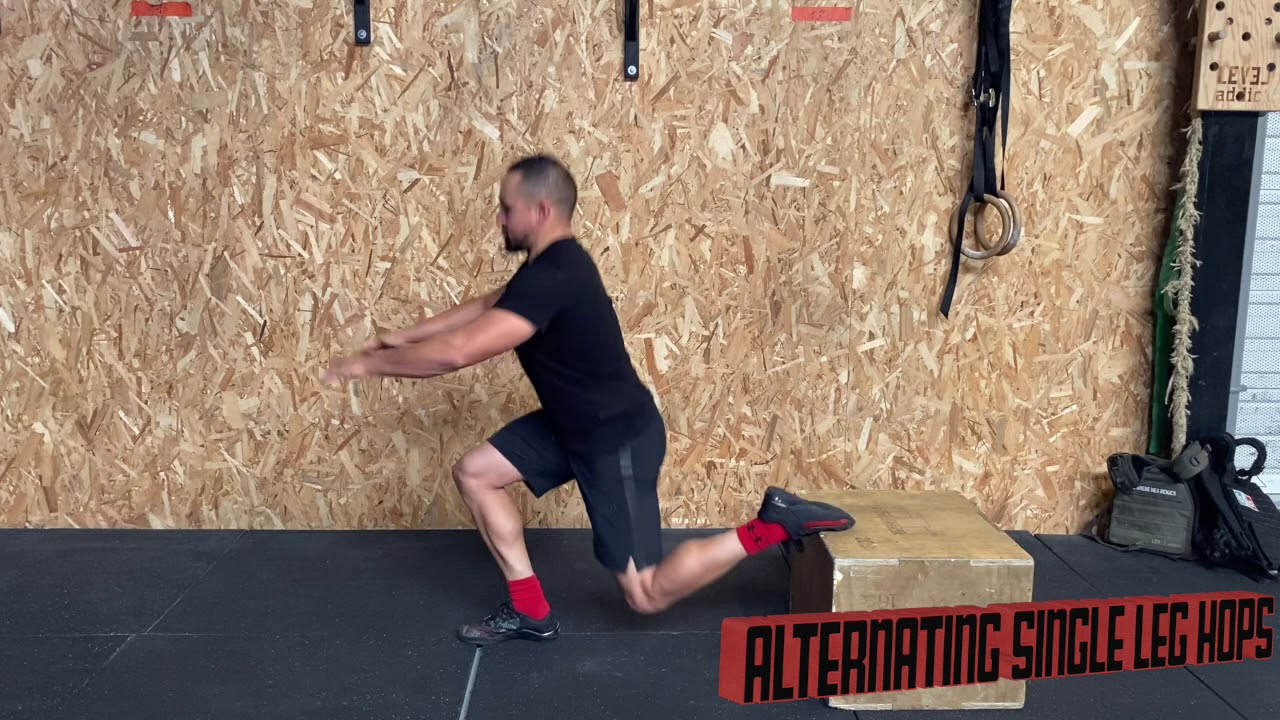 ALTERNATING SINGLE LEG HOPS - YouTube