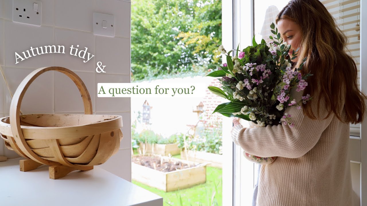 An Autumn tidy up and a question for you? weekly cottage garden vlog ...